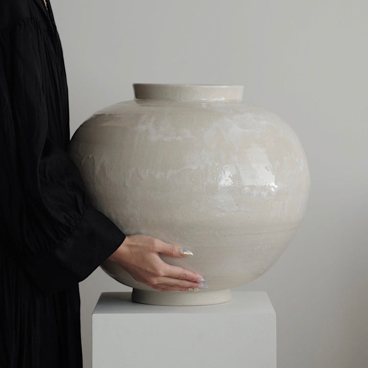 Moon Jars – Studio Kō